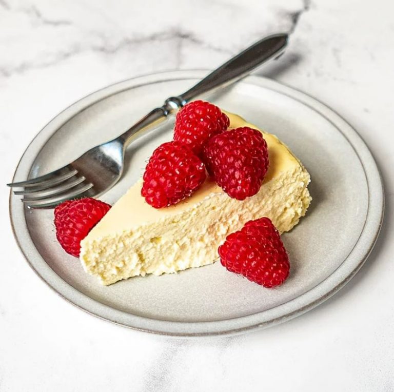 Crustless vanilla cheesecake - All Recipes Club